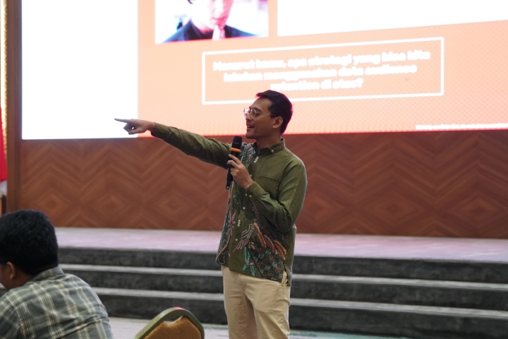 8+ Cara Presentasi yang Baik untuk Mahasiswa dan Profesional
